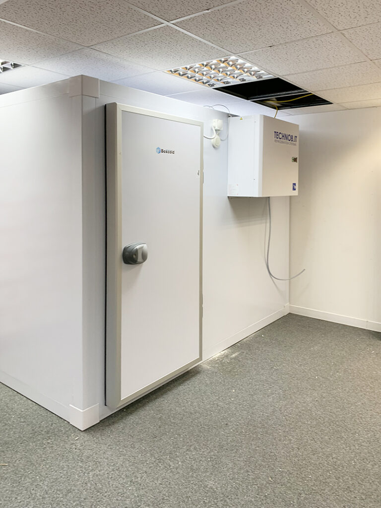 TROPICAL FOODS | FREEZER ROOM WITH STRADDLE MOTOR IN ALDERMASTON ...